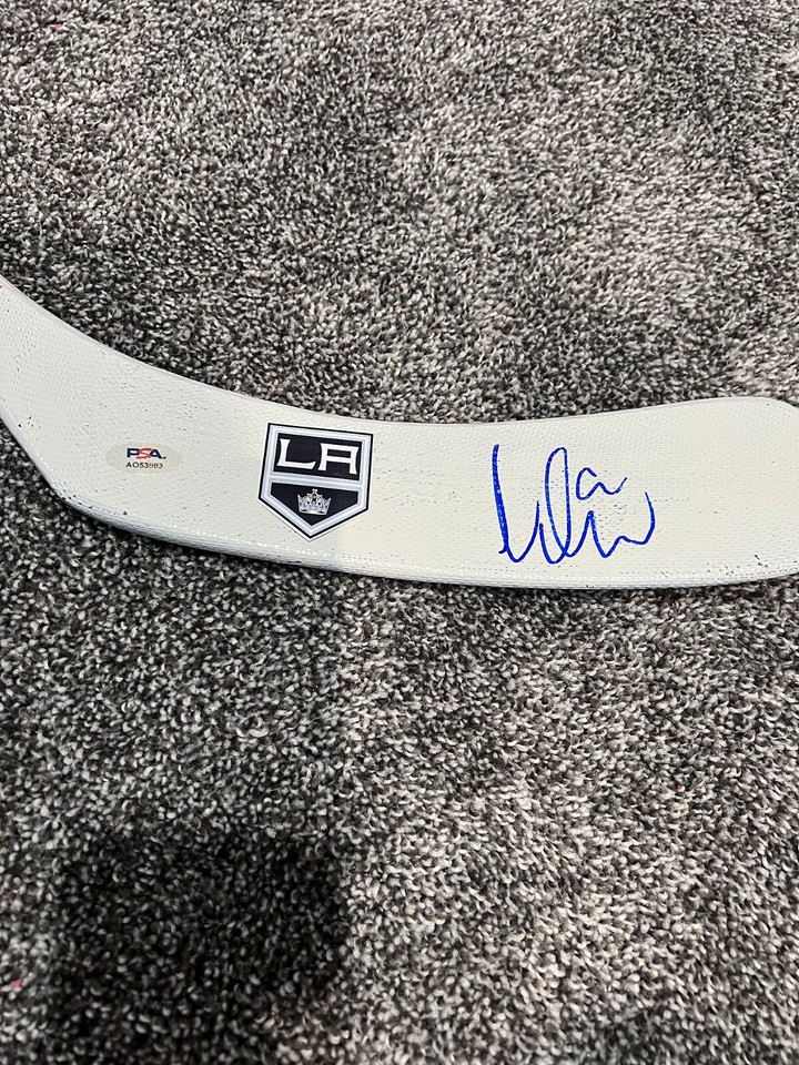 ADRIAN KEMPE Los Angeles Kings LA SIGNED Autograph Hockey Stick PSA COA ...
