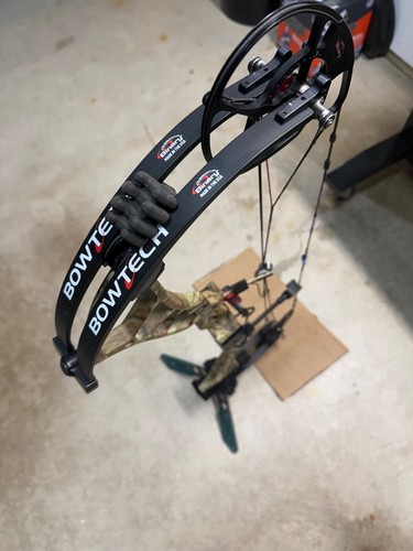 Bowtech Insanity CPXL 40-50LB | eBay