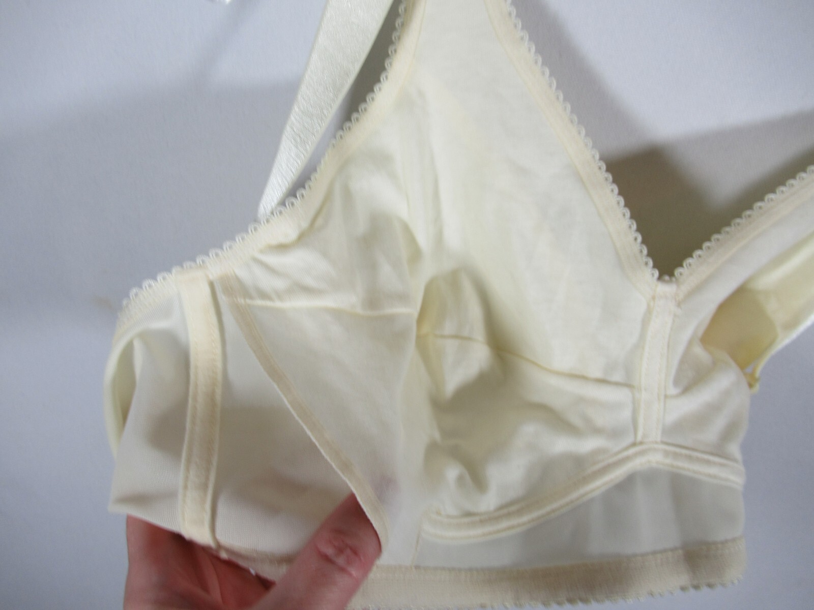 Nearly Me Mastectomy Bra 36D Ivory Wireless Breast Form Pocket Satin | eBay