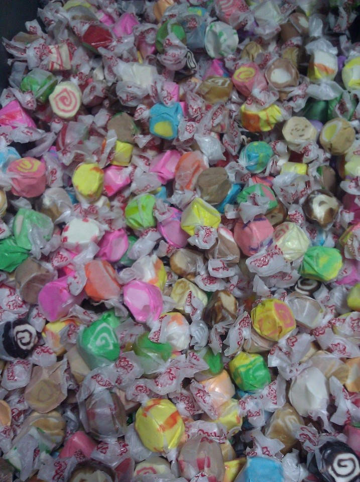 ASSORTED SALT WATER TAFFY 5 Lbs ~Taffy Town ~ "The World's Best Taffy ...
