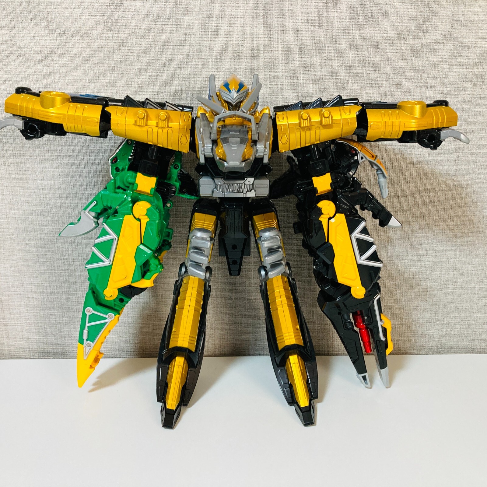 BANDAI DX Megazords Power Ranger Dino Charge super sentai Kyoryuger ...