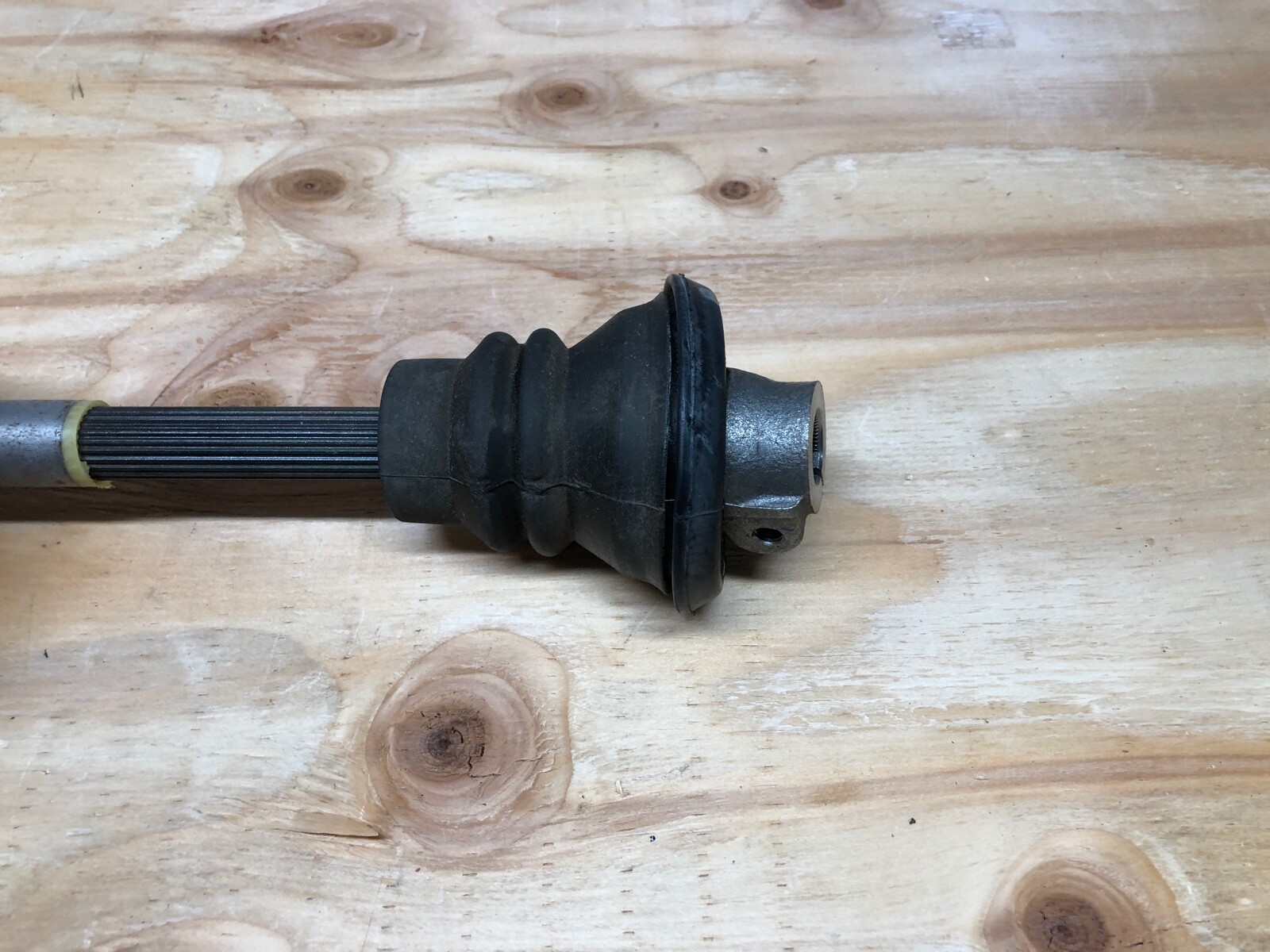 2016 - 2019 TESLA MODEL S STEERING RACK COLUMN INTERMEDIATE SHAFT OEM ...