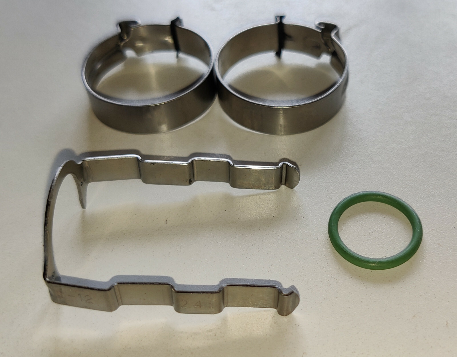 ACT FTG-103-EZ 90° A/C Fitting 5/8" x #12 Hose E-Z Clip ACT RV Bus 90 ...