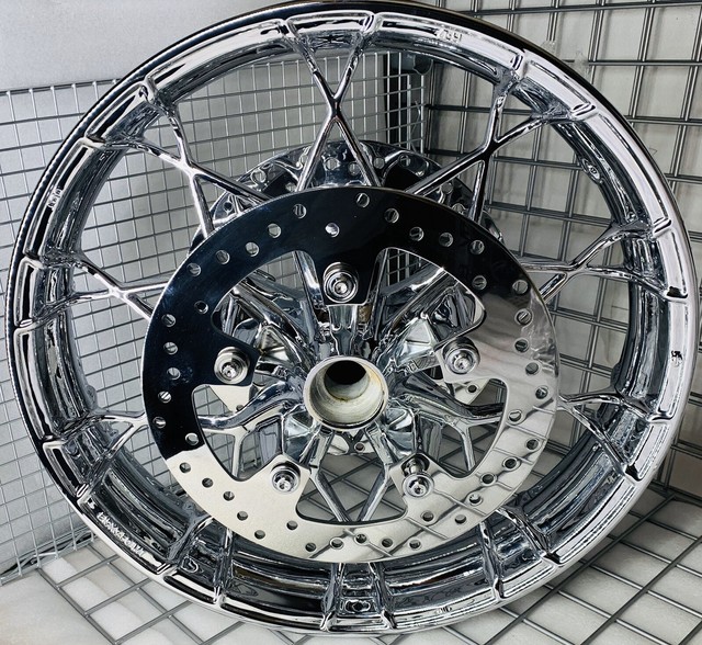 Harley Davidson Genuine Street Glide Touring Prodigy 19 Front Wheel Rim ...