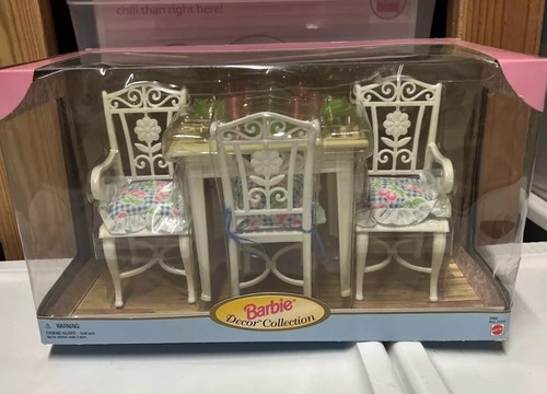 BARBIE DECOR COLLECTION 1998 DINING TABLE WITH FOUR CHAIRS ACCESSORIES ...