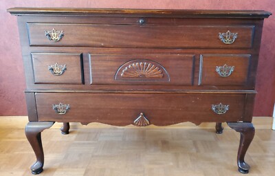 Antique Queen Anne Style Cedar Chest (Lock Removed) | eBay