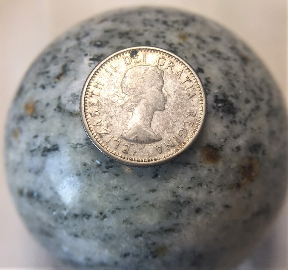 1962, CANADA 10 CENT COIN, DIME, 2.33g, 80% SILVER, QUEEN ELIZABETH II ...