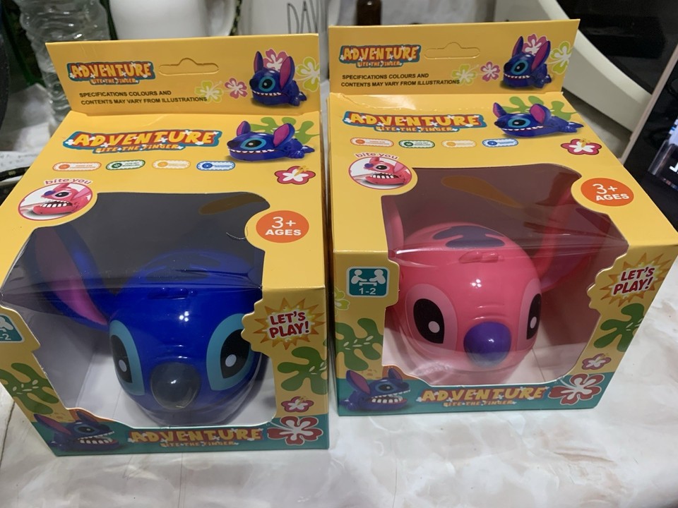 1 Disney Lilo and Stitch Big Mouth Bite Finger Game Blue Or Pink. | eBay