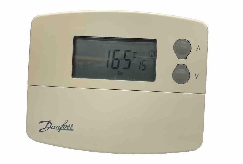 DANFOSS TP5000 - RF SI WIRELESS 5/2 DAY PROGRAMMABLE ROOM THERMOSTAT ...
