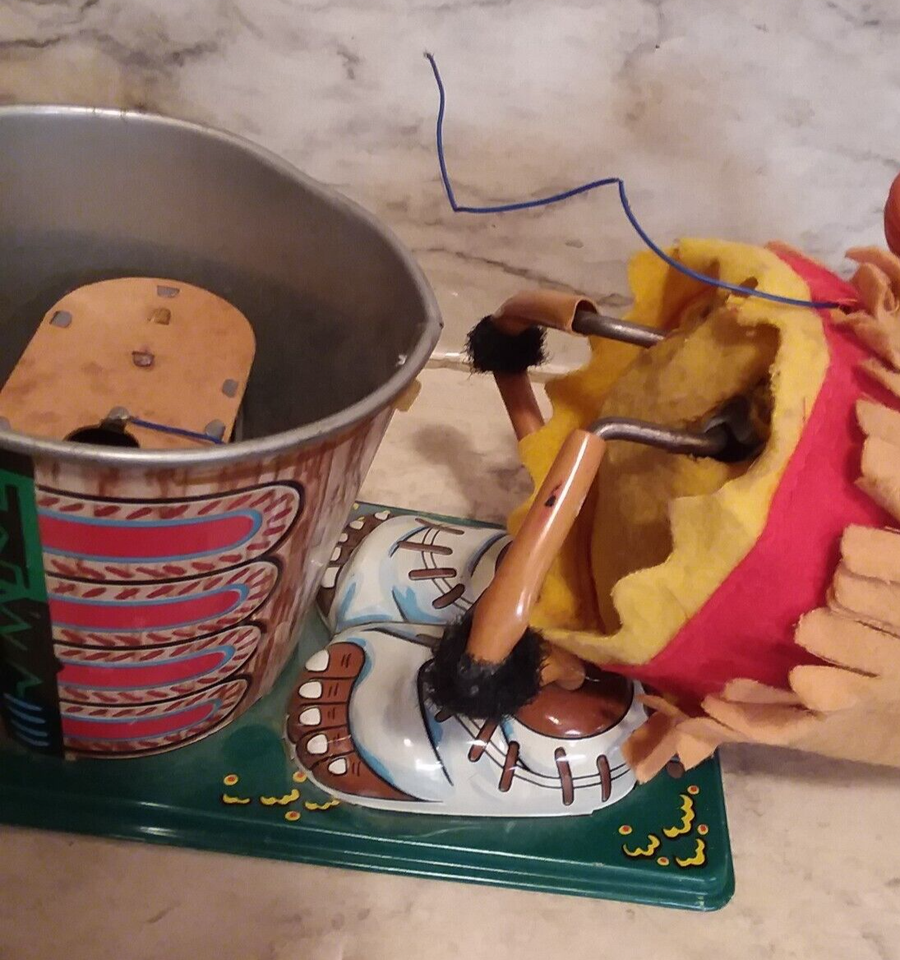 Vntg Marx NUTTY MAD Indian Drummer Battery Tin Litho Mechanical Toy ...