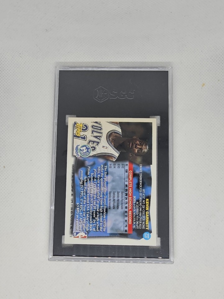 KEVIN GARNETT 1995-96 Topps #237 Rookie Card SGC 8.5 Timberwolves HOF ...