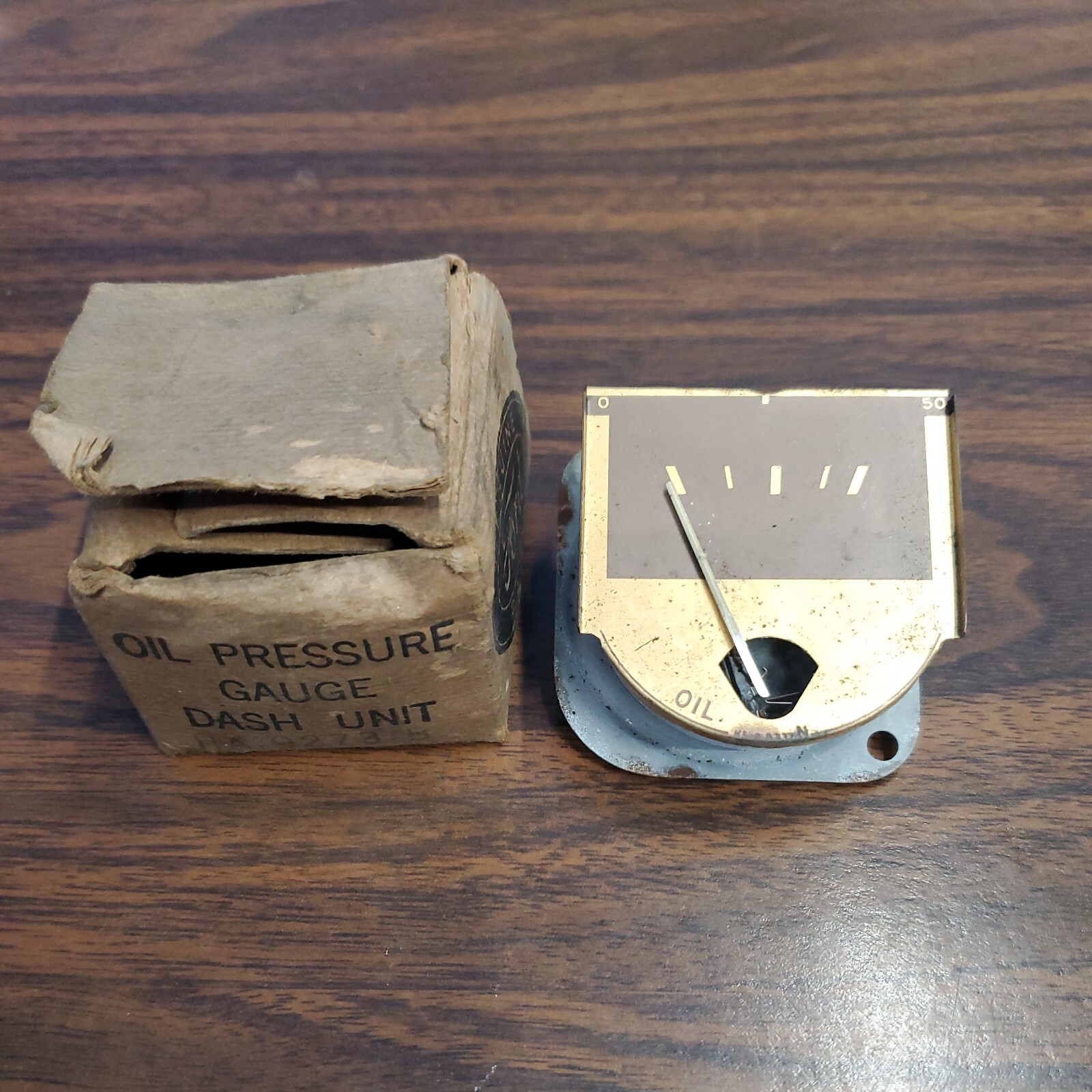 NOS Vintage Ford 1941 Passenger Oil Pressure Gauge Dash Unit 11A-9273-B ...