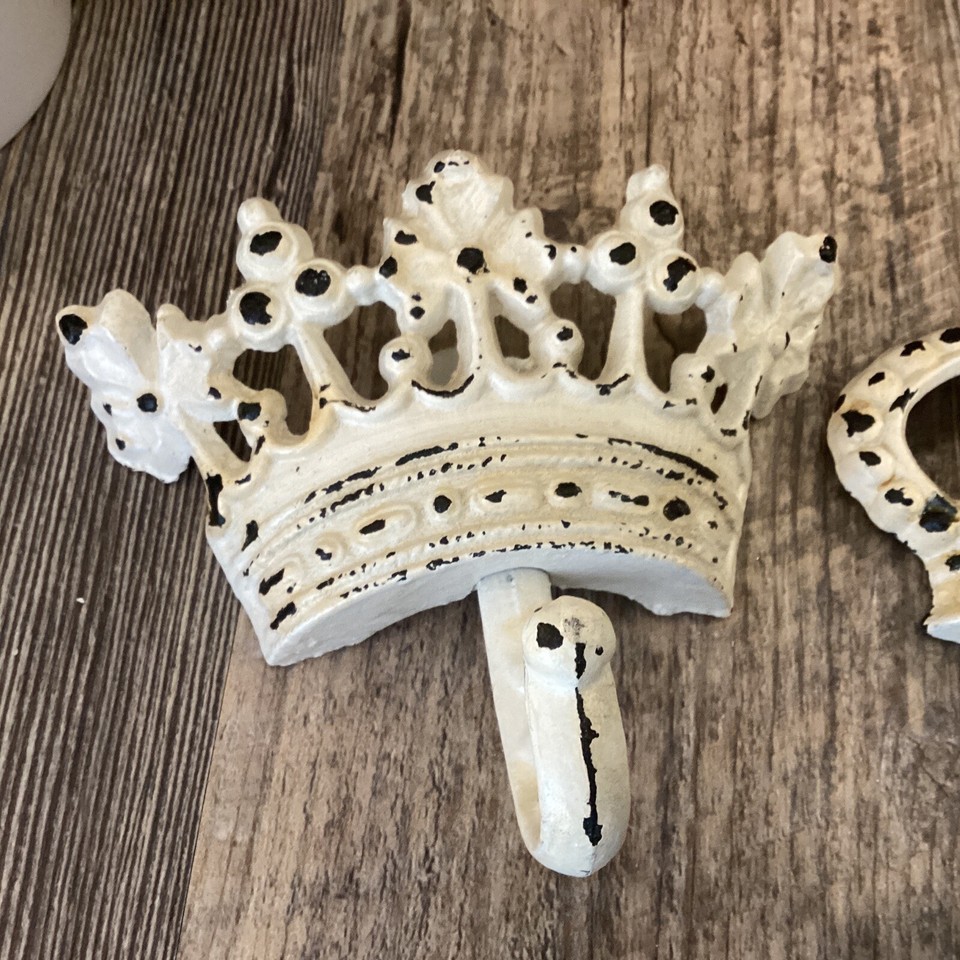 Royalty Crown King Queen Pair Hooks Shabby Distressed French Country ...