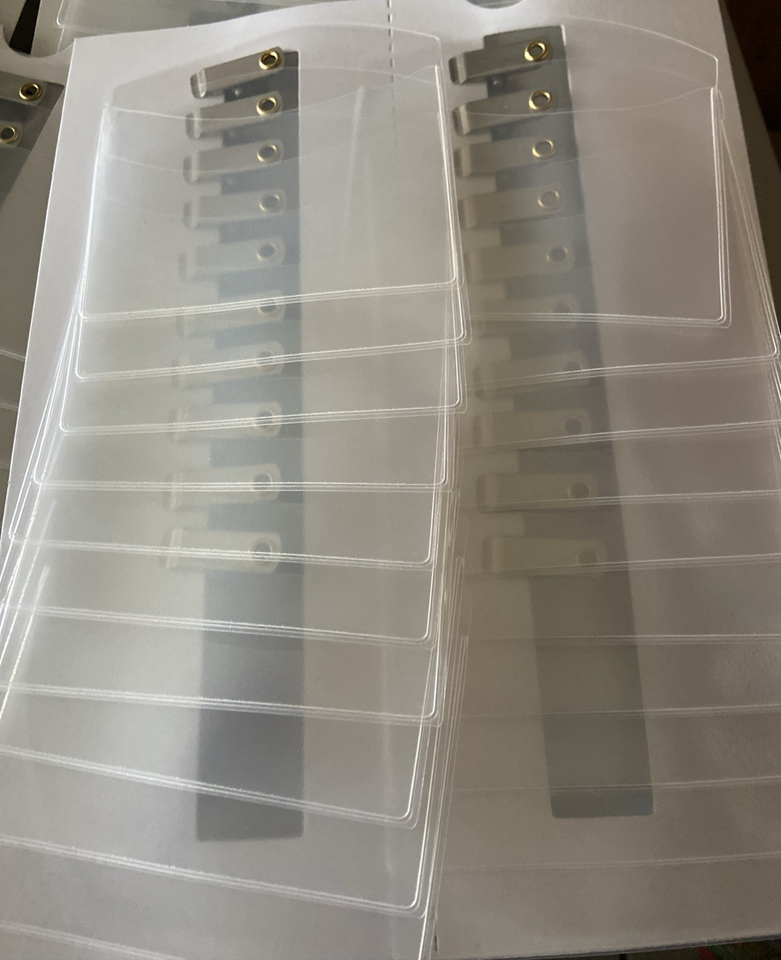 Avery Clip Style Badge Holders 3" x 4" Soft Plastic 100 holders & clips ...