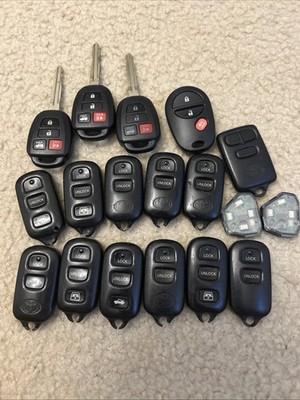 LOT OF 18 Toyota Used OEM Car key Fobs Remotes Mixed | eBay