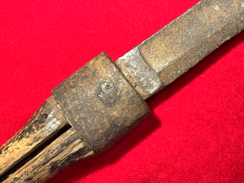 RARE CIVIL WAR CAVALRY SWORD BLADE MADE INTO CORN HUSKER / GREAT PATINA ...