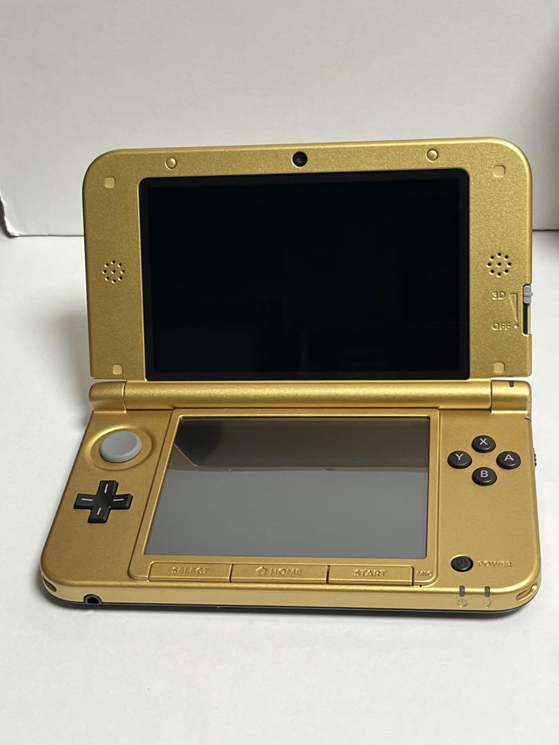 The Legend of Zelda A Link Between Worlds Limited Edition Nintendo 3DS ...