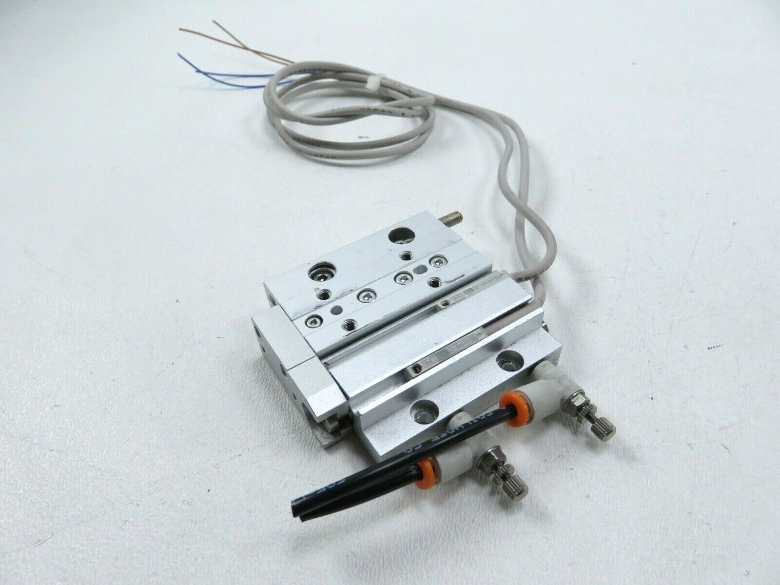 SMC MXF8-20 Guided Slide Cylinder Integrated Linear w/ SMC D-M9BW ...