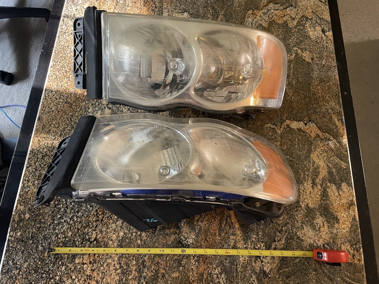 OEM Genuine Daimler Chrysler Wagner LH & RH Headlight Assembly 55077120 ...