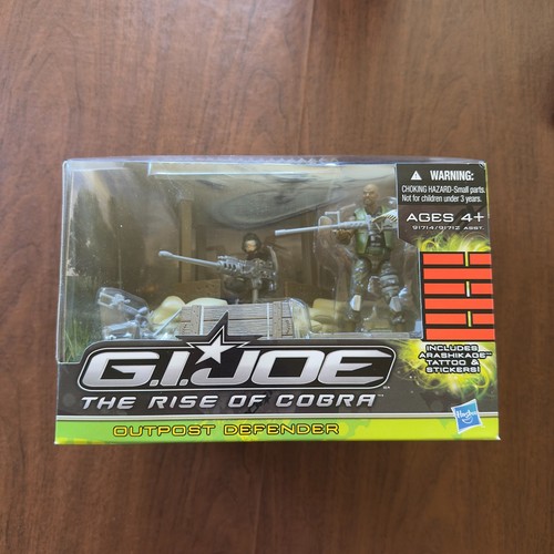 2009 GI JOE ROC OUTPOST DEFENDER w/ ROADBLOCK & TRIPWIRE FIGURES MISB ...