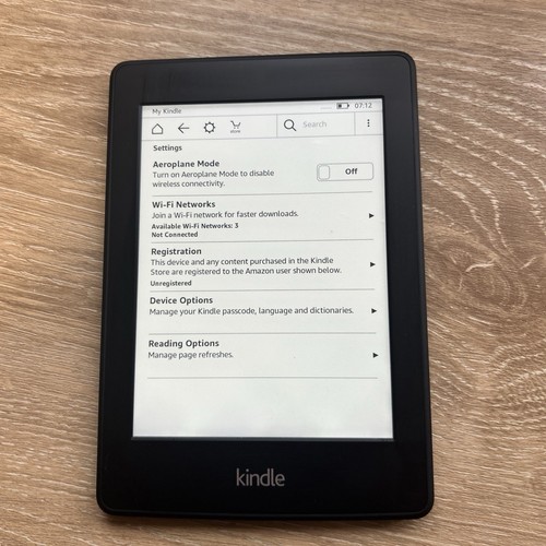 Amazon Kindle Paperwhite 7th Generation eReader 4GB Black. Built-In ...
