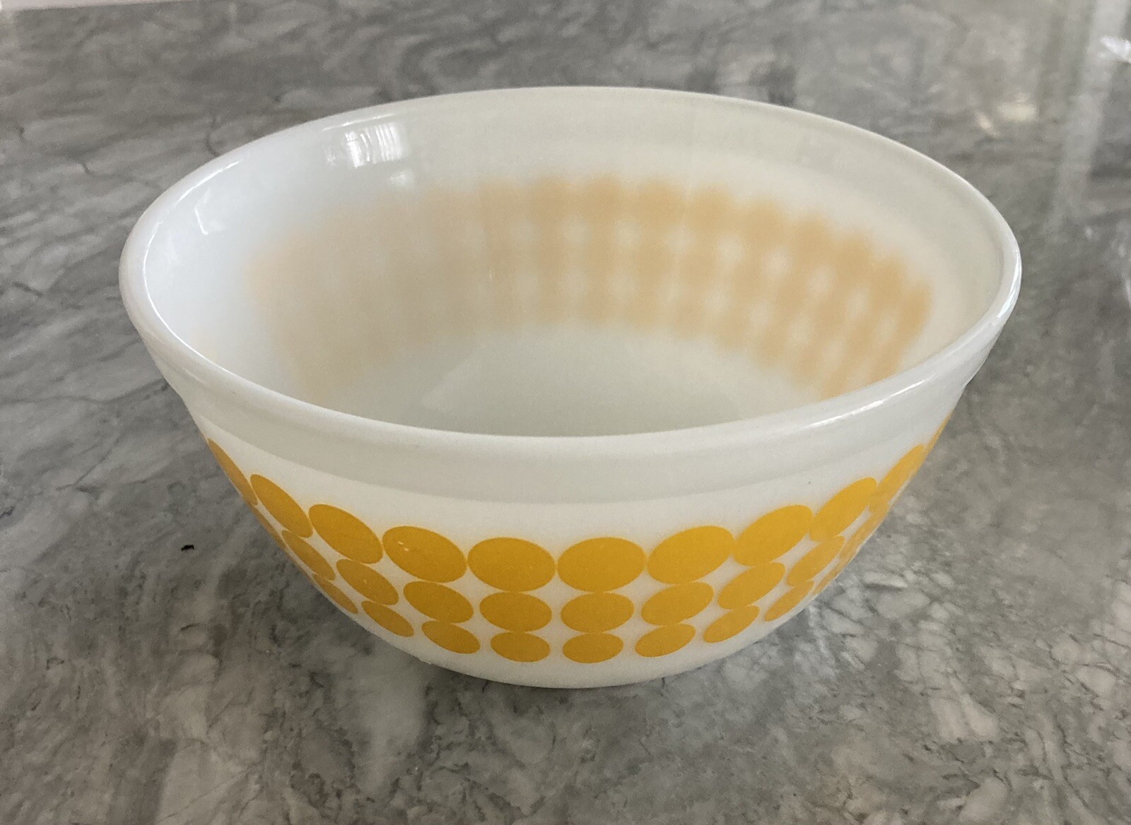 Vintage PYREX 402 Yellow Polka Dot Nesting Milk Glass Mixing Bowl 1.5 ...