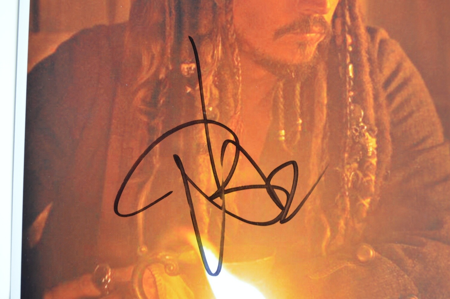 Johnny Depp signed 20x30cm Pirates of the Caribbean Foto Autogramm ...