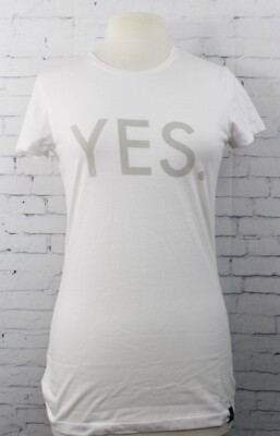 YES. Brand YES Logo Short Sleeve S/S T-Shirt Womens Small Powder White ...