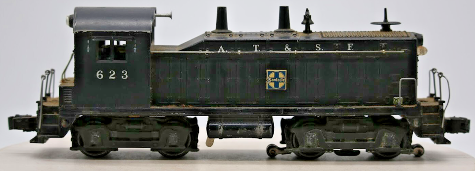 Vintage LIONEL POSTWAR 623 ATSF SWITCHER TESTED Excellent Running O ...