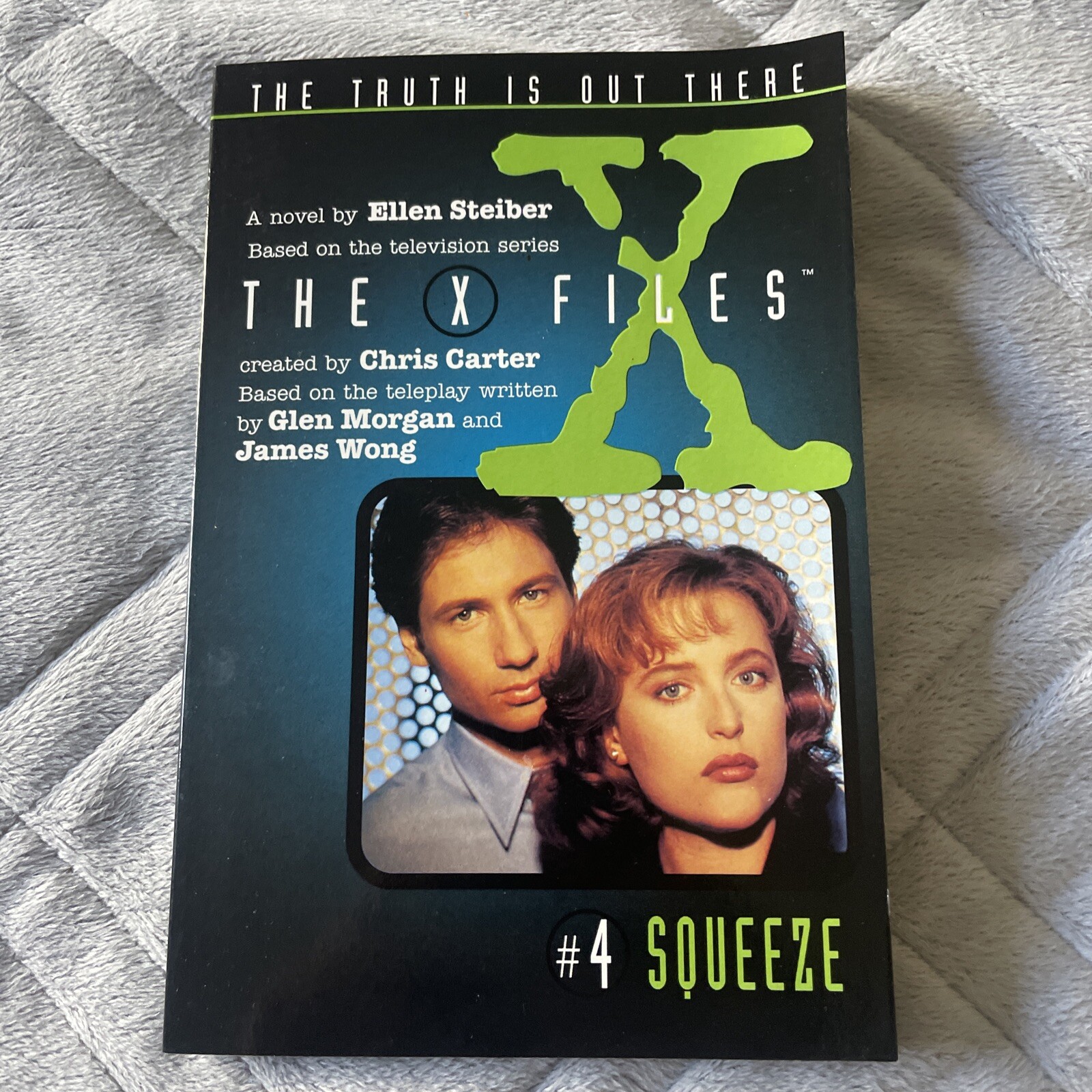 The X Files Book #4 “Squeeze” By Ellen Steiber Paperback 1996 ...