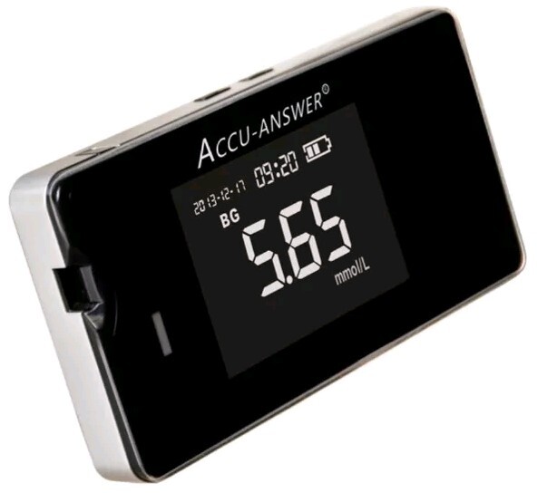 ACCU ANSWER isaw® 4-in-1 Cholesterol Monitoring System with 40 Test ...