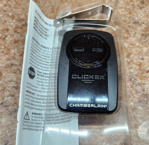 Chamberlain KLIK5U Clicker Universal 2-Button Garage Door Opener Remote ...