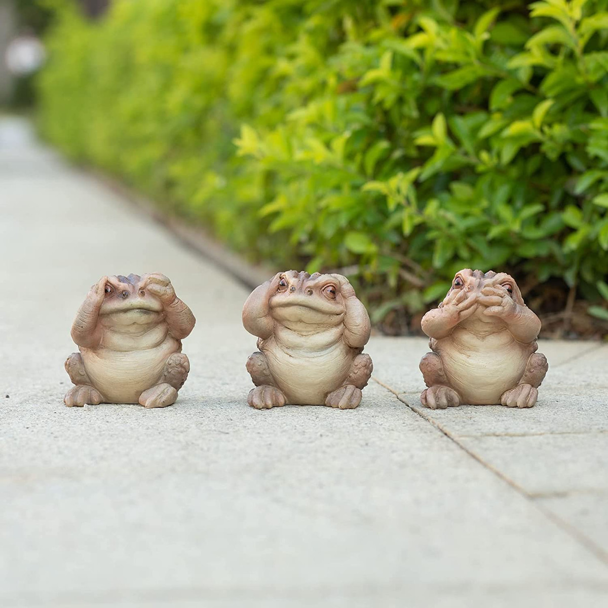 Funny Garden Frog Statues