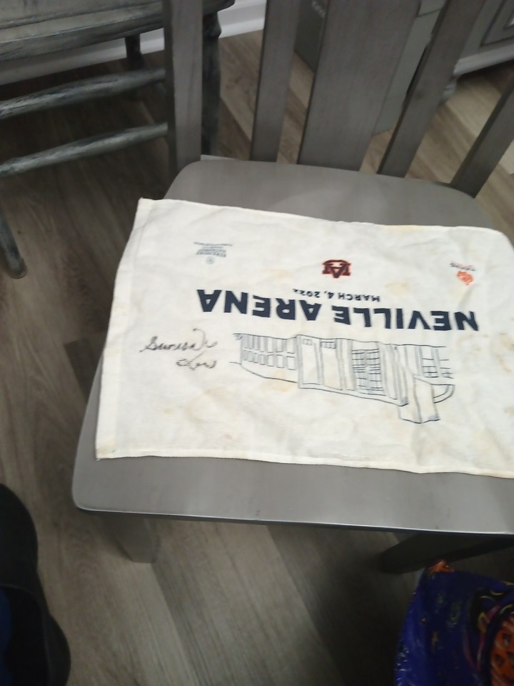 suni lee autograph Auburn Tigers Neville Arena Towel | eBay