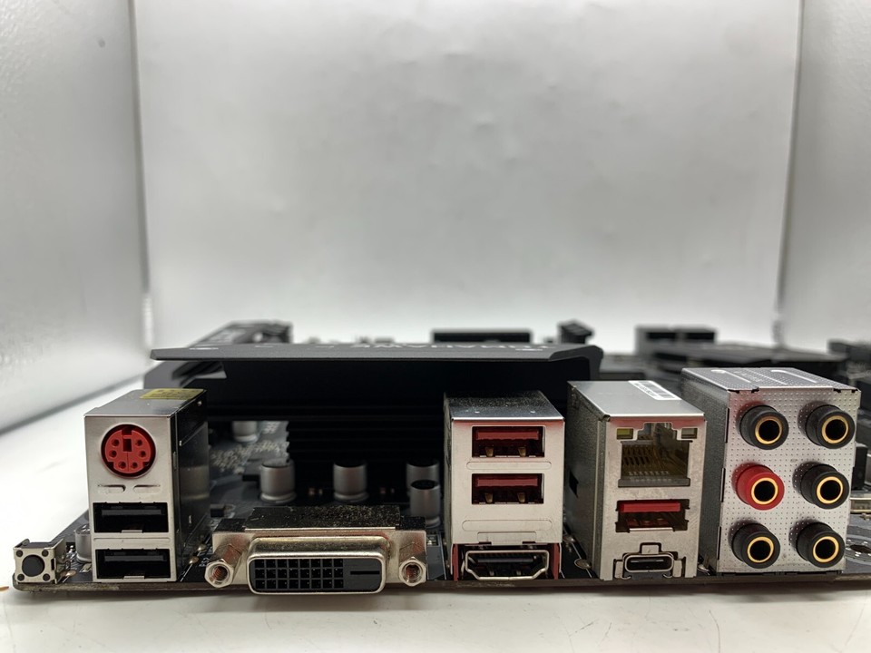 MSI B450 Tomahawk Max Motherboard AM4 DDR4 ATX - Bad RAM Slots FOR ...