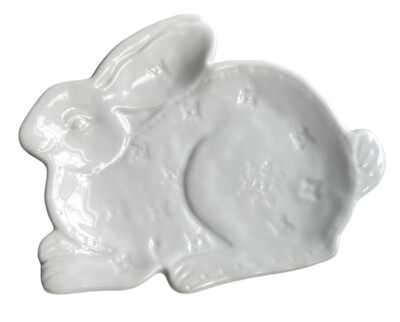 Pottery Barn Bunny White Embossed Patterned Serving Desert Or Salad ...