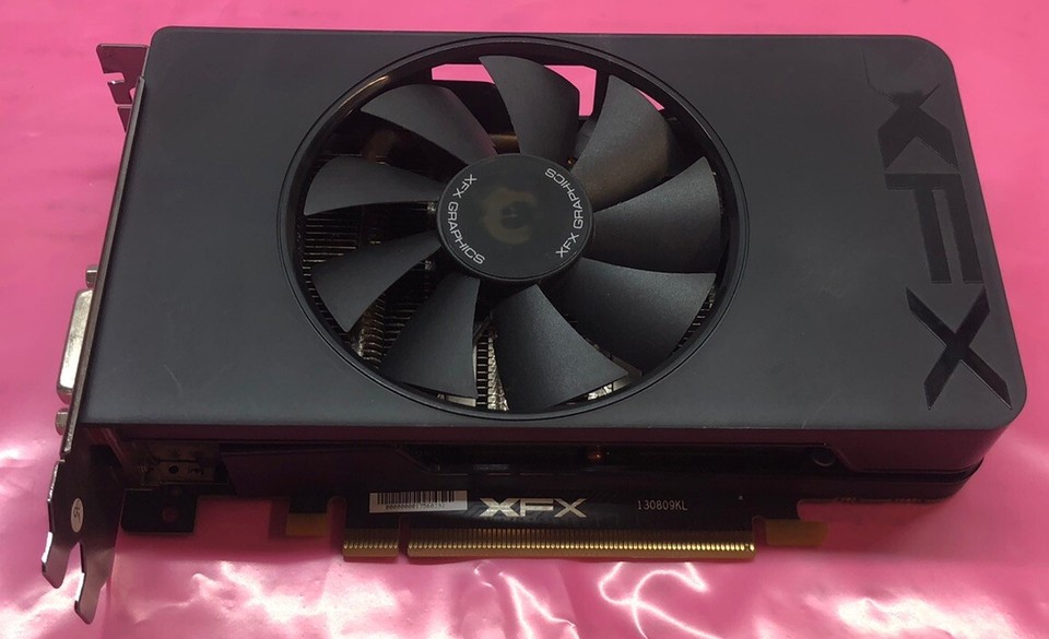 XFX AMD Radeon R7 260X, 2GB GDDR5, PCIe x16 [R7-260X-CNF V6.1] Graphics ...