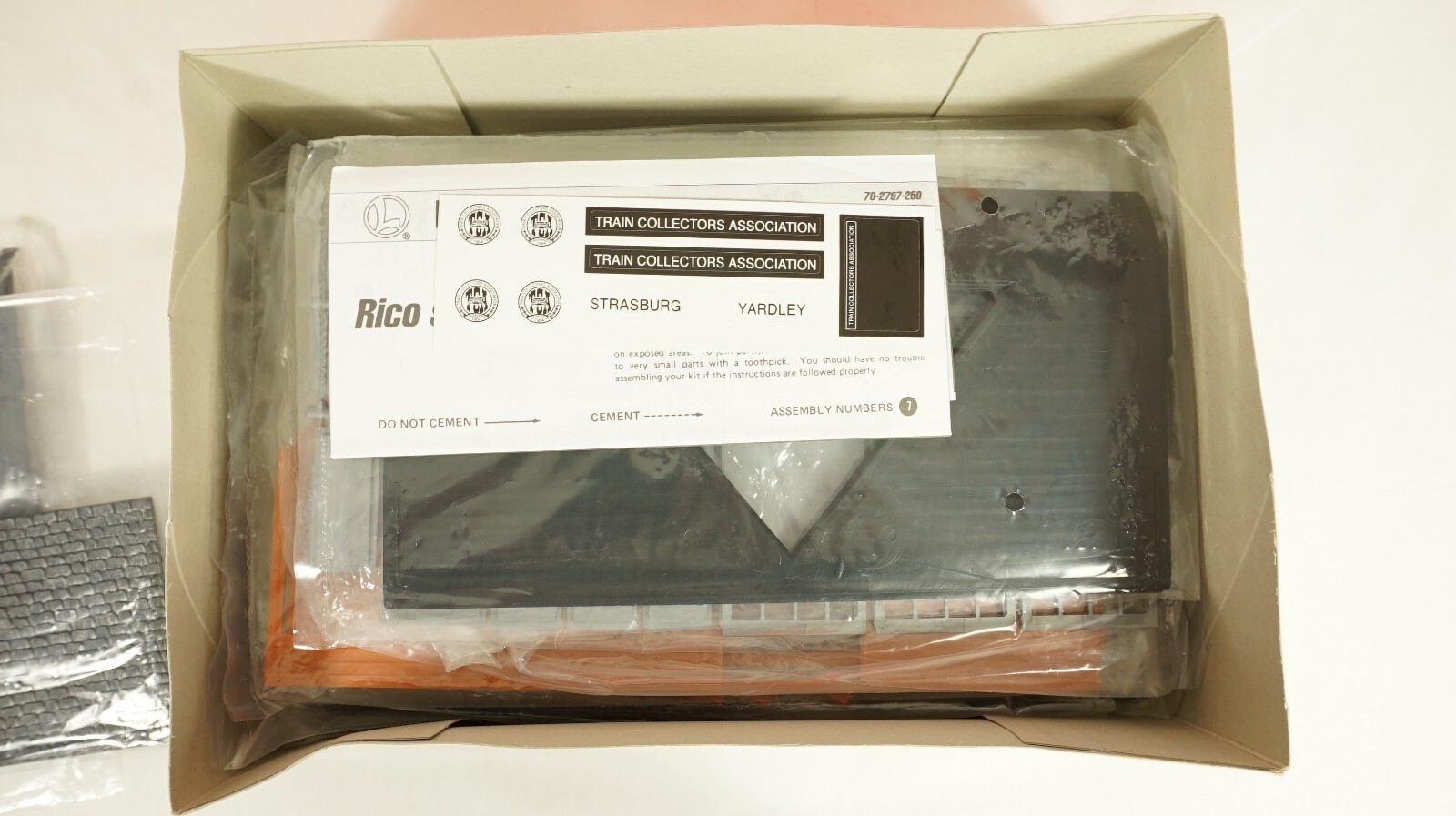 Lionel O Scale 17579 TCA Train Collector Rico Station Kit 6-52210 NEW ...