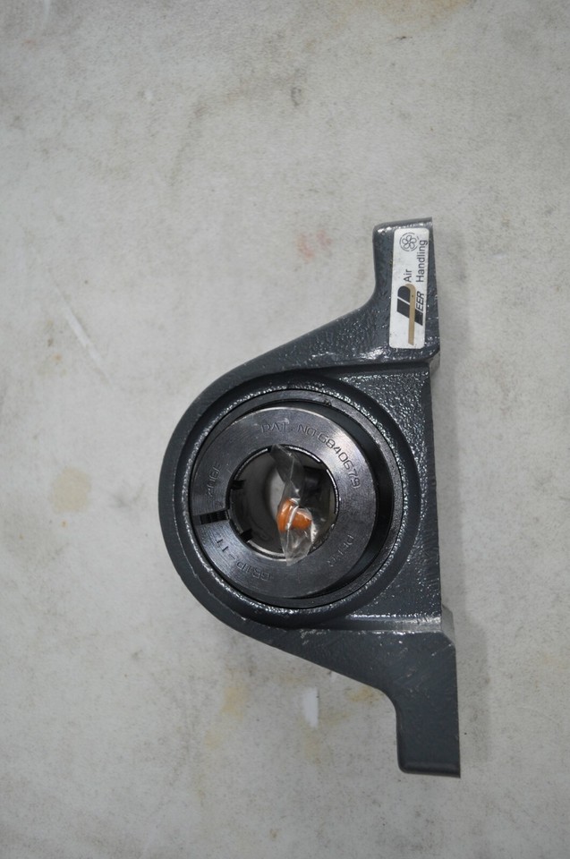 Peer P207 Pillow Block Bearing Unit 1 3/16 SHAFT WITH LOCKING RING ...