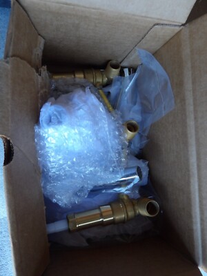 Moen 82602 Chrome Adler 2-Handle 1-Spray Tub and Shower Faucet ...