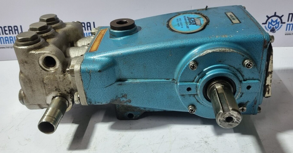 CAT Pump 1051 Frame Plunger Pump with 9 Lives | eBay
