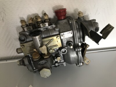 Mercedes-Benz W123 200D S123 OM615 Diesel BOSCH Einspritzpumpe ...