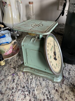 Scales - Scale By Landers Frary Clark