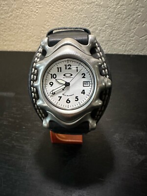 Oakley Saddle Back, White faced, black leather band | eBay