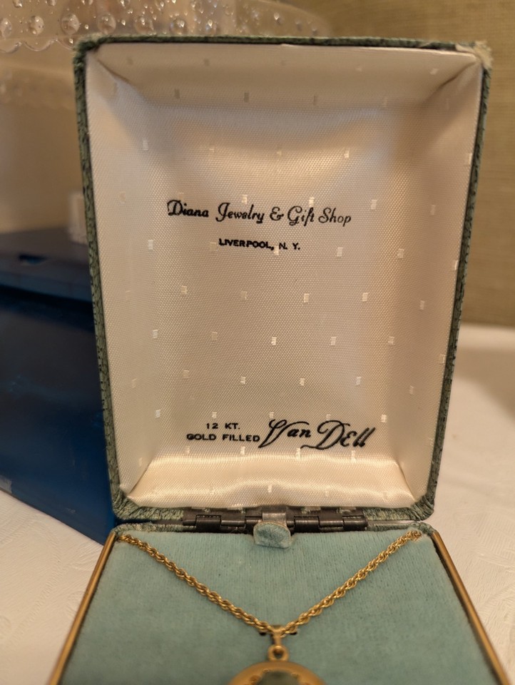 Van Dell 12k Gold Filled Jade Locket Pendant Orig Box 1970's | eBay