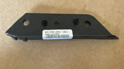 2017-2020 Ford Fusion Front Bumper Grill Side Retainer RH HS73-17D958 ...