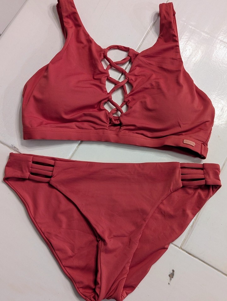 Roxy Auburn Rust Bikini Set Medium Women’s Swimwear – Lace-Up Front | eBay