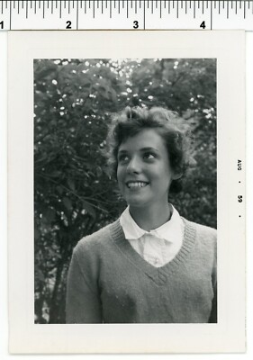 Vintage 1959 photo / Telegenic Prescient Gal Knows Her Face Will Be in ...