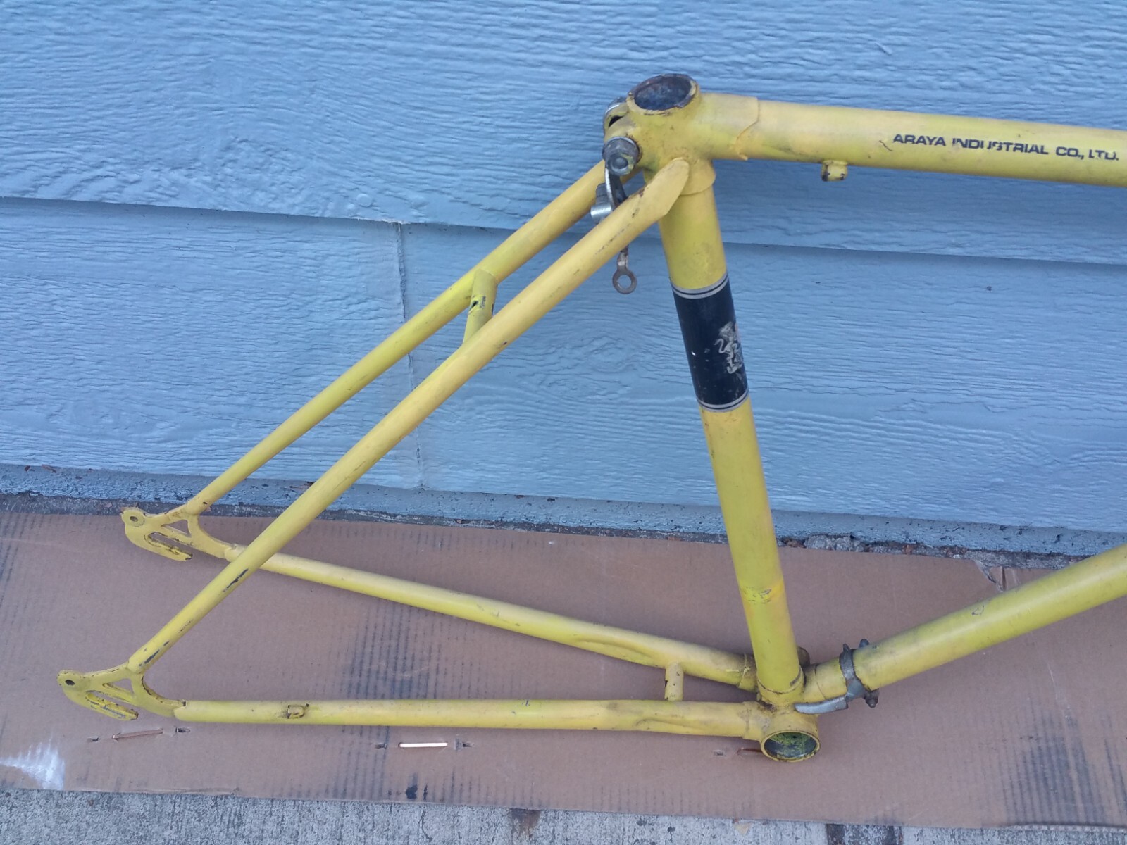 Vintage Araya Road Bike Frame Lugged Steel made in Japan | eBay