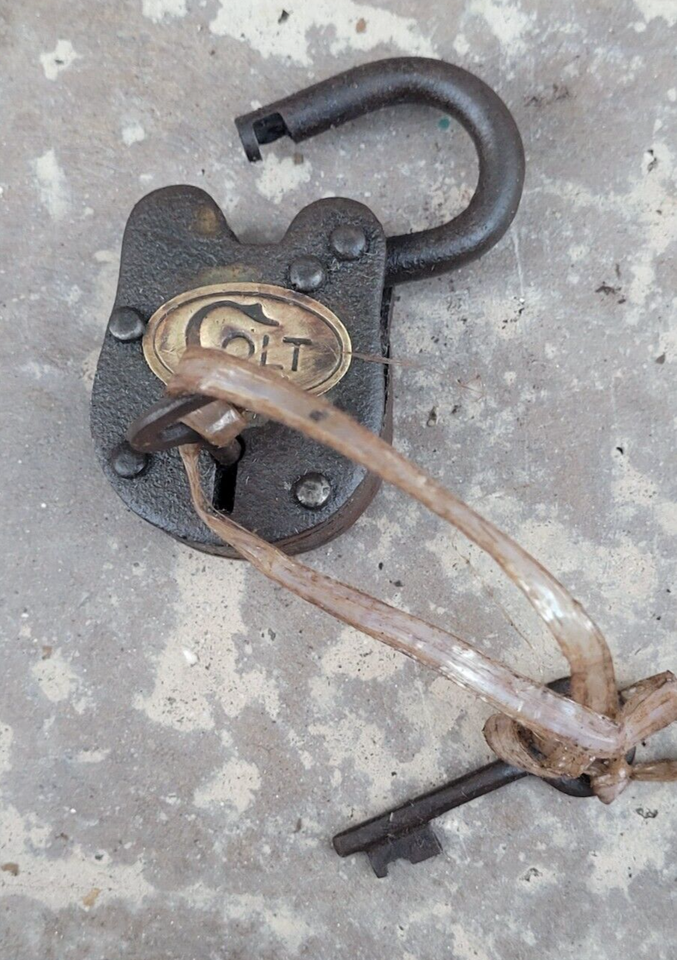 Colt Gate Working Cast Iron Lock With 2 Keys Western Decor Padlock | eBay